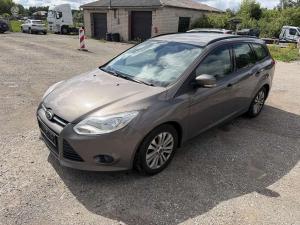 Brūns Ford Focus 2013 Kelmė, ar dzinēja tilpumu 1.56 L un nobraukumu 275 tūkst. km par 2800 €, foto 3 vietnē AUTOMOTO.COM.LV