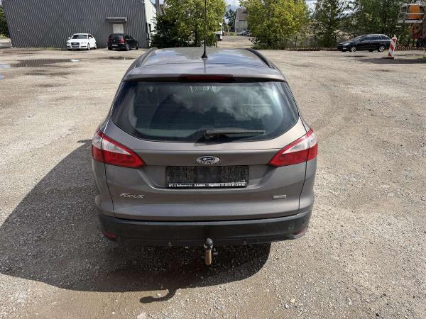 Brūns Ford Focus 2013 Kelmė, ar dzinēja tilpumu 1.56 L un nobraukumu 275 tūkst. km par 2800 €, foto 5 vietnē AUTOMOTO.COM.LV
