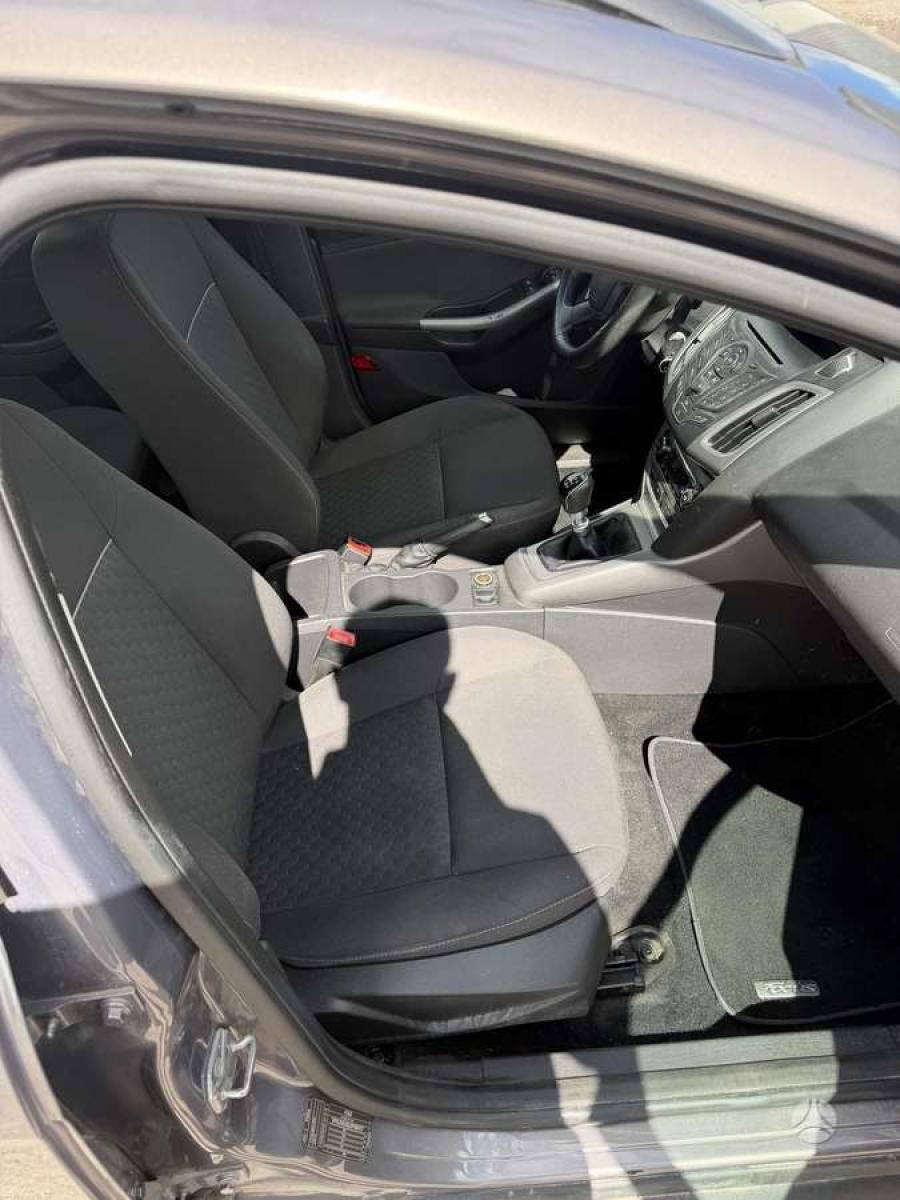 Brūns Ford Focus 2013 Kelmė, ar dzinēja tilpumu 1.56 L un nobraukumu 275 tūkst. km par 2800 €, foto 11 vietnē AUTOMOTO.COM.LV