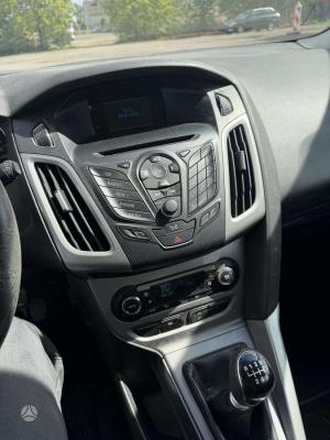 Brūns Ford Focus 2013 Kelmė, ar dzinēja tilpumu 1.56 L un nobraukumu 275 tūkst. km par 2800 €, foto 17 vietnē AUTOMOTO.COM.LV