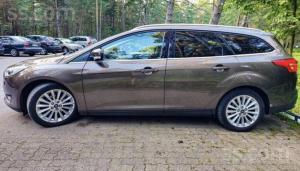 Brown Ford Focus 2015 in Riga, with an engine capacity of 1.50 L and mileage of 355 thousand km for 7100 €, photo 4 on AUTOMOTO.COM.LV