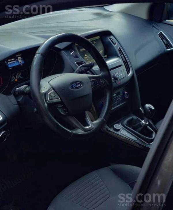 Brūns Ford Focus 2015 Rīga, ar dzinēja tilpumu 1.50 L un nobraukumu 355 tūkst. km par 7100 €, foto 7 vietnē AUTOMOTO.COM.LV