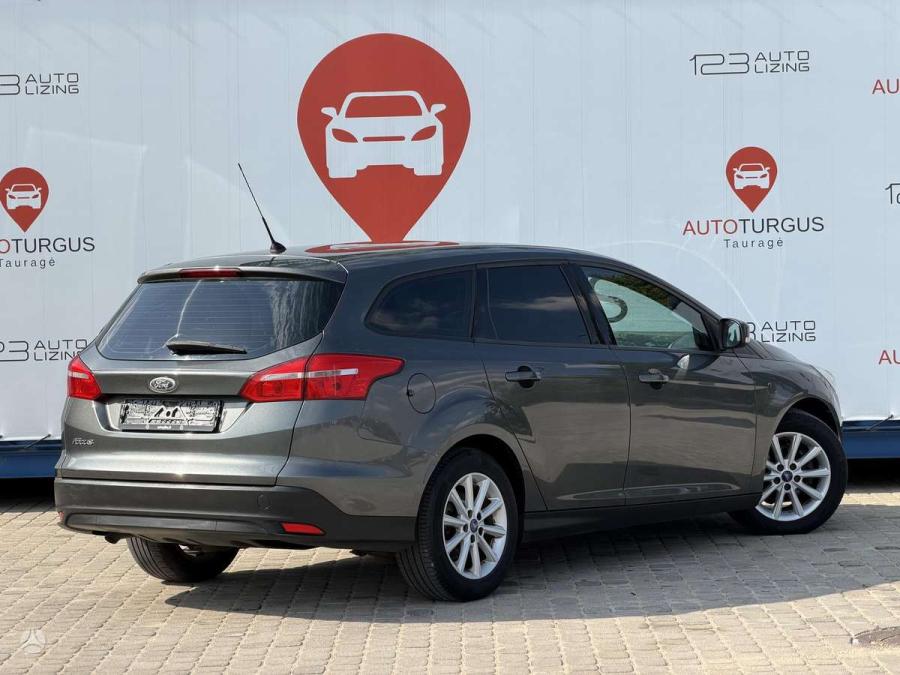 Brown Ford Focus 2016 in Taurage, with an engine capacity of 1.50 L and mileage of 280 thousand km for 4300 €, photo 8 on AUTOMOTO.COM.LV