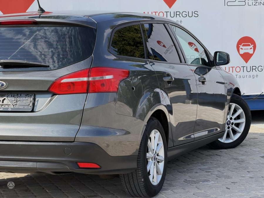 Brown Ford Focus 2016 in Taurage, with an engine capacity of 1.50 L and mileage of 280 thousand km for 4300 €, photo 9 on AUTOMOTO.COM.LV
