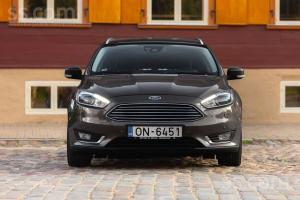 Brūns Ford Focus 2016 Jelgava, ar dzinēja tilpumu 1.00 L un nobraukumu 137 tūkst. km par 5790 €, foto  vietnē AUTOMOTO.COM.LV