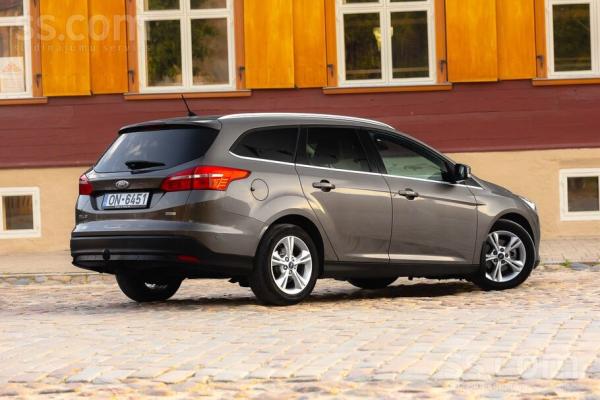 Ford Focus 2016 Jelgava vietnē Brūns Ford Focus 2016 Jelgava, ar dzinēja tilpumu 1.00 L un nobraukumu 137 tūkst. km par 5790 €, foto 7 vietnē AUTOMOTO.COM.LV