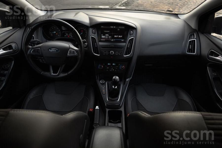 Brūns Ford Focus 2016 Jelgava, ar dzinēja tilpumu 1.00 L un nobraukumu 137 tūkst. km par 5790 €, foto 10 vietnē AUTOMOTO.COM.LV