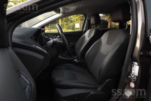 Brūns Ford Focus 2016 Jelgava, ar dzinēja tilpumu 1.00 L un nobraukumu 137 tūkst. km par 5790 €, foto 12 vietnē AUTOMOTO.COM.LV