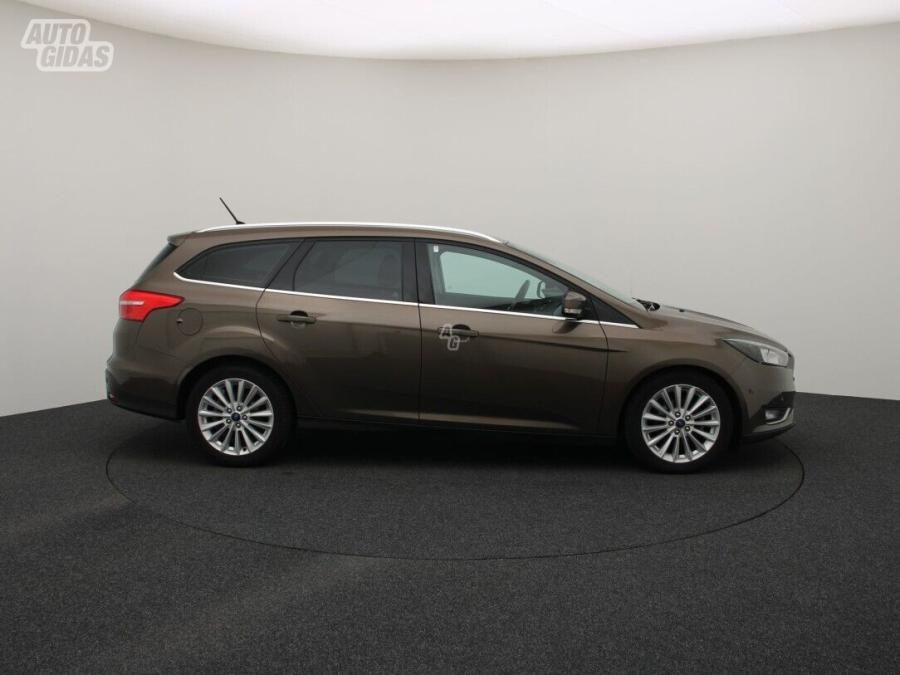Brown Ford Focus 2017 in Vilnius, with an engine capacity of 1.50 L and mileage of 194 thousand km for 8899 €, photo 9 on AUTOMOTO.COM.LV