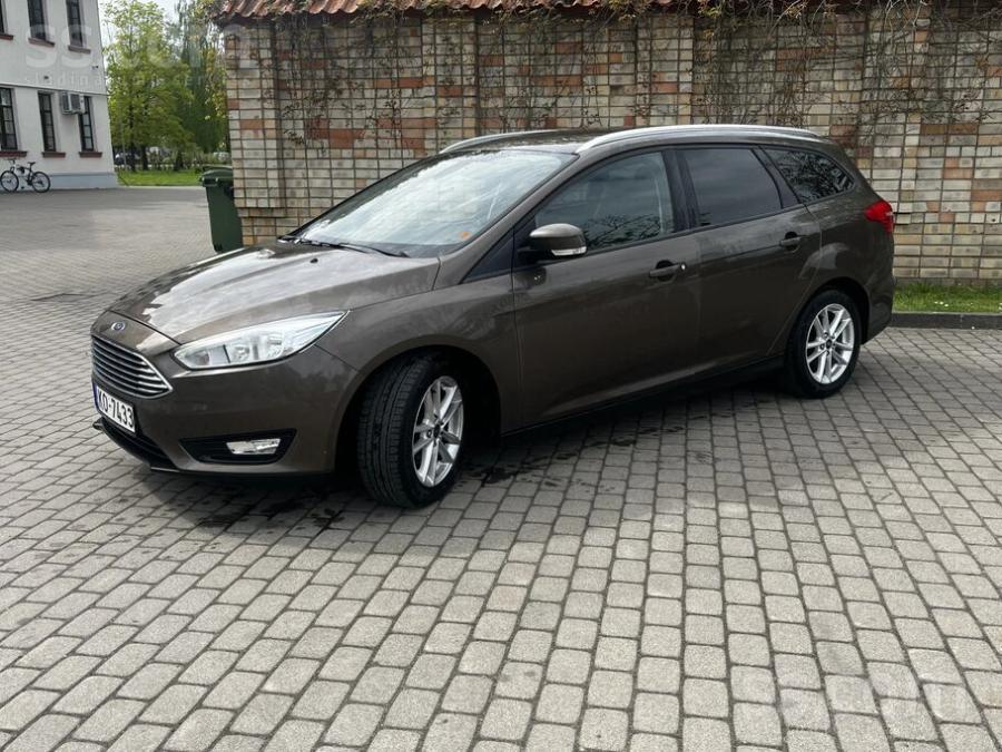 Brūns Ford Focus 2017 Rīga, ar dzinēja tilpumu 1.00 L un nobraukumu 216 tūkst. km par 4500 €, foto 3 vietnē AUTOMOTO.COM.LV
