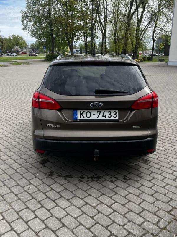 Brown Ford Focus 2017 in Riga, with an engine capacity of 1.00 L and mileage of 216 thousand km for 4500 €, photo 6 on AUTOMOTO.COM.LV
