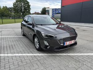Brown Ford Focus 2018 in Jurmala, with an engine capacity of 1.00 L and mileage of 114 thousand km for 9500 €, photo  on AUTOMOTO.COM.LV