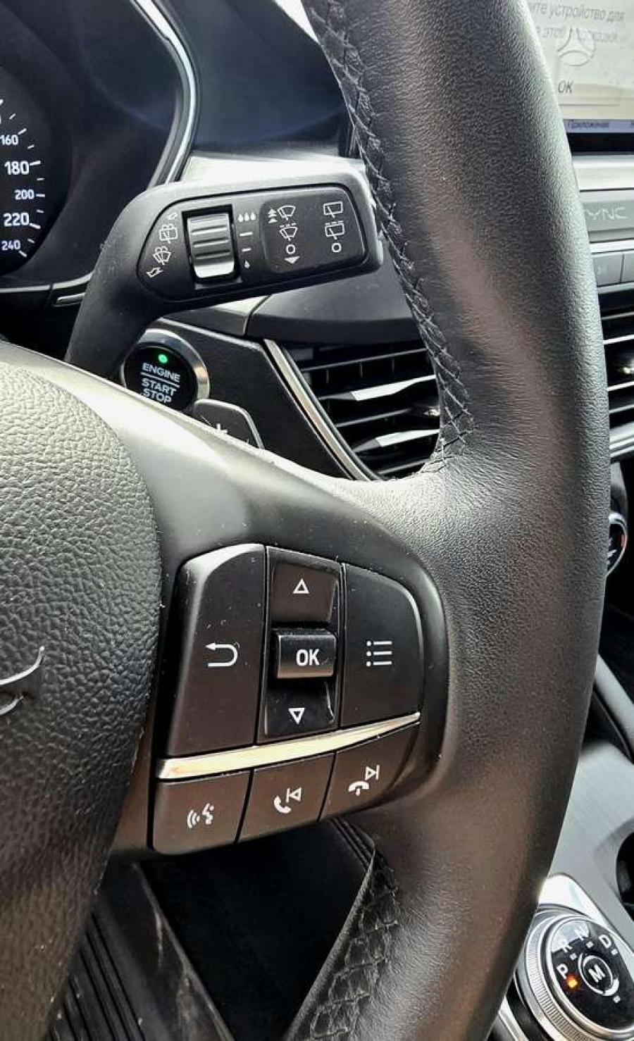 Brown Ford Focus 2019 in Taurage, with an engine capacity of 1.50 L and mileage of 107 thousand km for 9900 €, photo 21 on AUTOMOTO.COM.LV