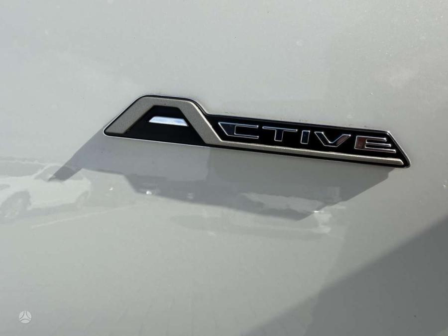 Brown Ford Focus 2019 in Taurage, with an engine capacity of 1.00 L and mileage of 88 thousand km for 10300 €, photo 10 on AUTOMOTO.COM.LV