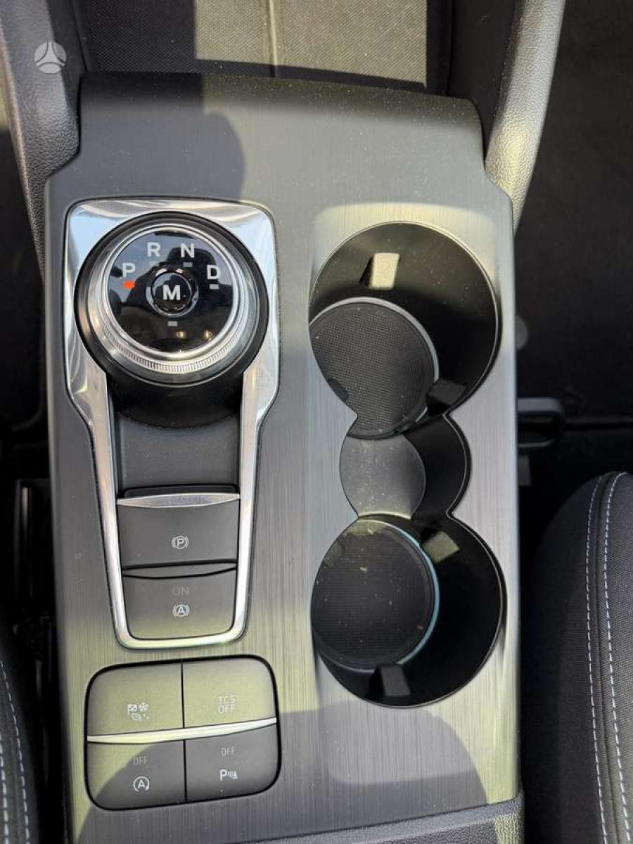 Brown Ford Focus 2019 in Taurage, with an engine capacity of 1.00 L and mileage of 88 thousand km for 10300 €, photo 28 on AUTOMOTO.COM.LV