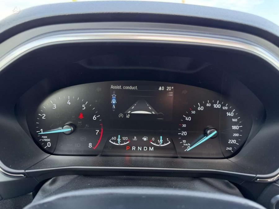 Brown Ford Focus 2019 in Taurage, with an engine capacity of 1.00 L and mileage of 88 thousand km for 10300 €, photo 29 on AUTOMOTO.COM.LV