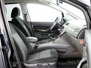 Black Ford Focus C-Max 2007 in Tallinn, with an engine capacity of 1.80 L and mileage of 247 thousand km for 1499 €, photo 7 on AUTOMOTO.COM.LV