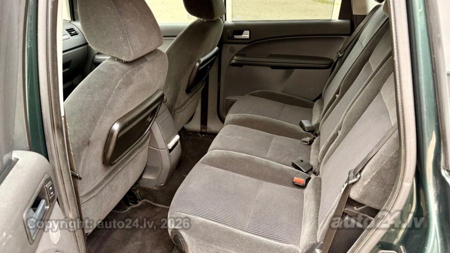 Zaļš Ford Focus C-Max 2004 Veru, ar dzinēja tilpumu 1.60 L un nobraukumu 335 tūkst. km par 1490 €, foto 9 vietnē AUTOMOTO.COM.LV
