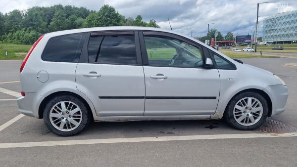 Grey Ford Focus C-Max 2007 in Kaunas, with an engine capacity of 1.80 L and mileage of 320 thousand km for 1300 €, photo 2 on AUTOMOTO.COM.LV