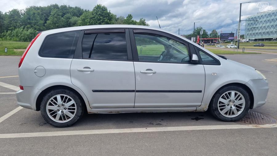 Grey Ford Focus C-Max 2007 in Kaunas, with an engine capacity of 1.80 L and mileage of 320 thousand km for 1300 €, photo 3 on AUTOMOTO.COM.LV