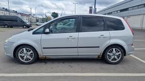 Grey Ford Focus C-Max 2007 in Kaunas, with an engine capacity of 1.80 L and mileage of 320 thousand km for 1300 €, photo 7 on AUTOMOTO.COM.LV