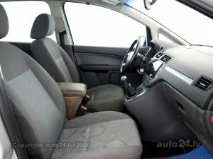 Pelēks Ford Focus C-Max 2005 Tallina, ar dzinēja tilpumu 1.60 L un nobraukumu 339 tūkst. km par 999 €, foto 7 vietnē AUTOMOTO.COM.LV