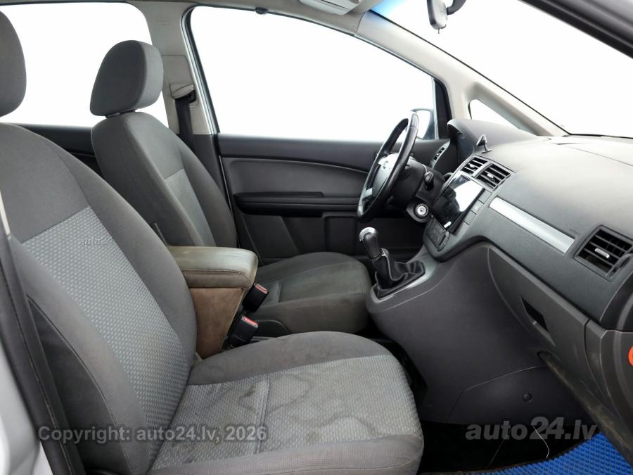 Pelēks Ford Focus C-Max 2005 Tallina, ar dzinēja tilpumu 1.60 L un nobraukumu 339 tūkst. km par 999 €, foto 7 vietnē AUTOMOTO.COM.LV