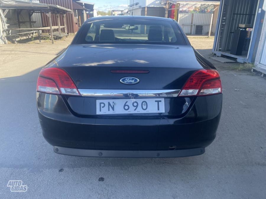 Ford Focus 2010 in Panevezys, with an engine capacity of 2.00 L and mileage of 234 thousand km for 2650 €, photo 9 on AUTOMOTO.COM.LV