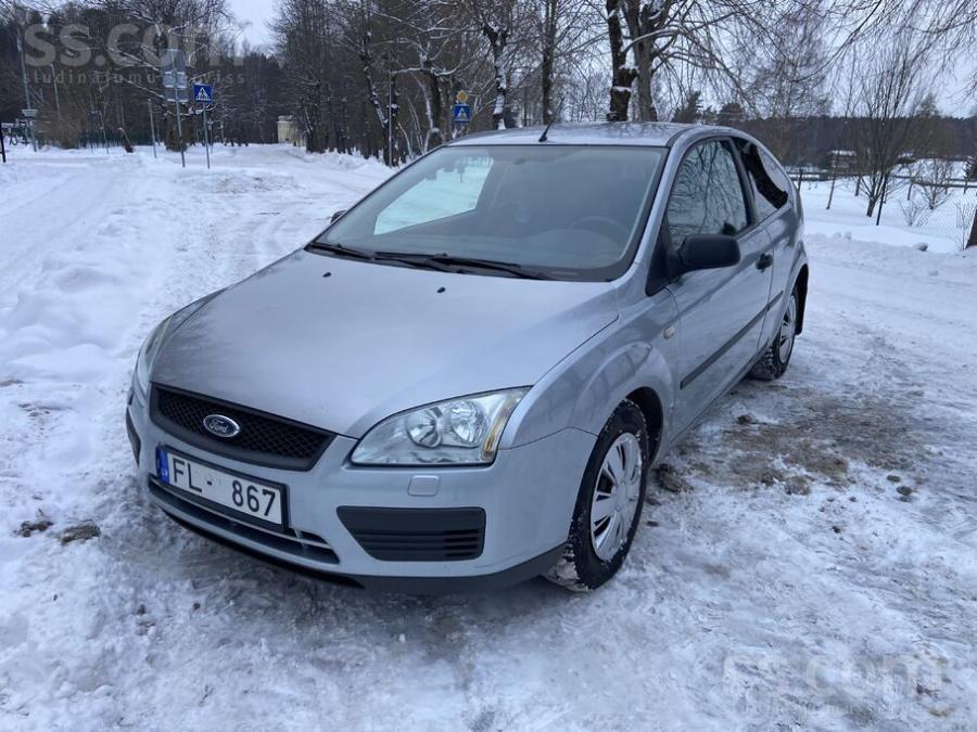 Ford Focus 2005 in Riga, with an engine capacity of 1.60 L and mileage of 202 thousand km for 1000 €, photo 1 on AUTOMOTO.COM.LV