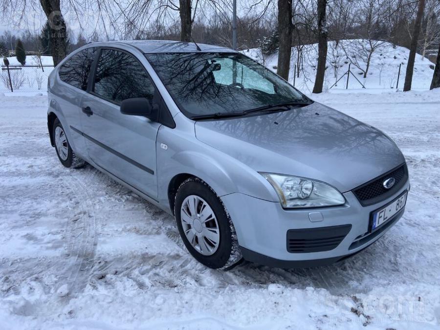 Ford Focus 2005 in Riga, with an engine capacity of 1.60 L and mileage of 202 thousand km for 1000 €, photo 2 on AUTOMOTO.COM.LV