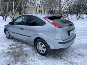 Ford Focus 2005 in Riga, with an engine capacity of 1.60 L and mileage of 202 thousand km for 1000 €, photo 3 on AUTOMOTO.COM.LV