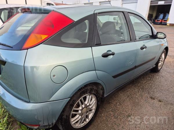 Green Ford Focus 1998 in Riga, with an engine capacity of 1.40 L and mileage of 252 thousand km for 700 €, photo 6 on AUTOMOTO.COM.LV
