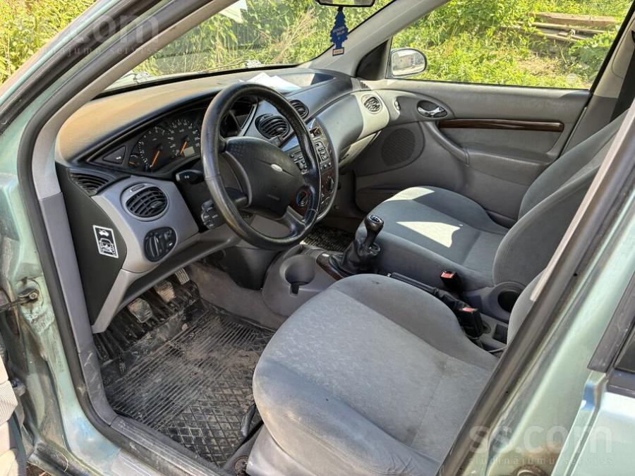 Zaļš Ford Focus 1998 Dobele, ar dzinēja tilpumu 1.60 L un nobraukumu 200 tūkst. km par 450 €, foto 3 vietnē AUTOMOTO.COM.LV
