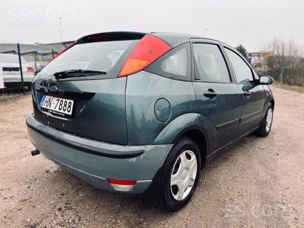 Green Ford Focus 2002 in Cesis, with an engine capacity of 1.40 L and mileage of 0 thousand km for 350 €, photo 4 on AUTOMOTO.COM.LV