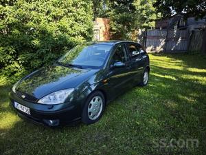 Green Ford Focus 2004 in Riga, with an engine capacity of 1.80 L and mileage of 291 thousand km for 800 €, photo 6 on AUTOMOTO.COM.LV