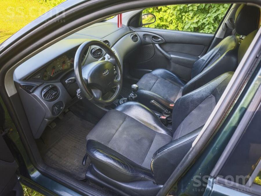 Green Ford Focus 2004 in Riga, with an engine capacity of 1.80 L and mileage of 291 thousand km for 800 €, photo 8 on AUTOMOTO.COM.LV