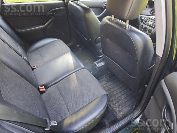 Zaļš Ford Focus 2004 Rīga, ar dzinēja tilpumu 1.80 L un nobraukumu 291 tūkst. km par 800 €, foto 8 vietnē AUTOMOTO.COM.LV