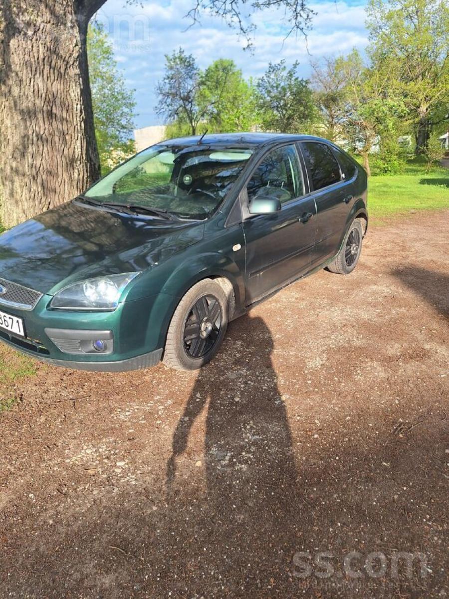 Zaļš Ford Focus 2005 Cēsis, ar dzinēja tilpumu 1.60 L un nobraukumu 285 tūkst. km par 1750 €, foto 5 vietnē AUTOMOTO.COM.LV