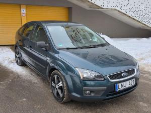 Green Ford Focus 2005 in Vilnius, with an engine capacity of 2.00 L and mileage of 262 thousand km for 950 €, photo  on AUTOMOTO.COM.LV