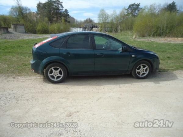 Green Ford Focus 2006 in Narva, with an engine capacity of 1.40 L and mileage of 209 thousand km for 1099 €, photo 3 on AUTOMOTO.COM.LV