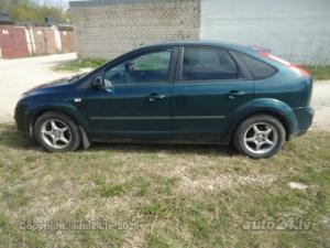 Green Ford Focus 2006 in Narva, with an engine capacity of 1.40 L and mileage of 209 thousand km for 1099 €, photo 9 on AUTOMOTO.COM.LV