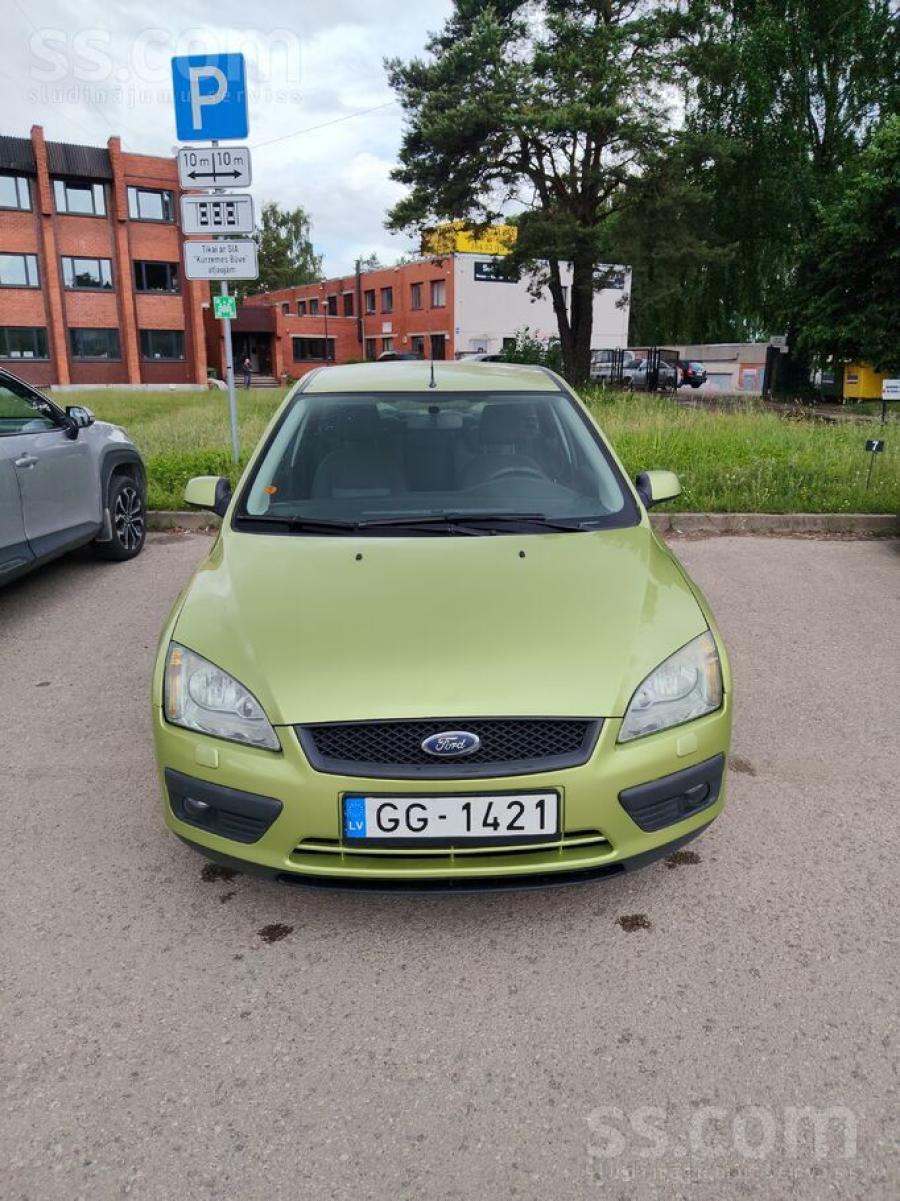 Green Ford Focus 2006 in Riga, with an engine capacity of 1.60 L and mileage of 256 thousand km for 1850 €, photo 5 on AUTOMOTO.COM.LV
