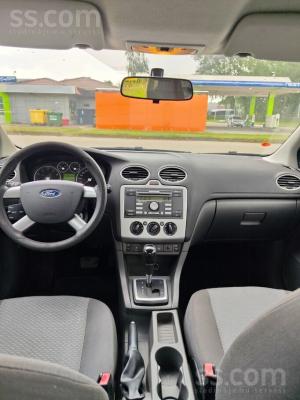 Green Ford Focus 2006 in Riga, with an engine capacity of 1.60 L and mileage of 256 thousand km for 1850 €, photo 9 on AUTOMOTO.COM.LV