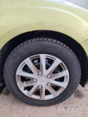 Green Ford Focus 2006 in Riga, with an engine capacity of 1.60 L and mileage of 256 thousand km for 1850 €, photo 11 on AUTOMOTO.COM.LV