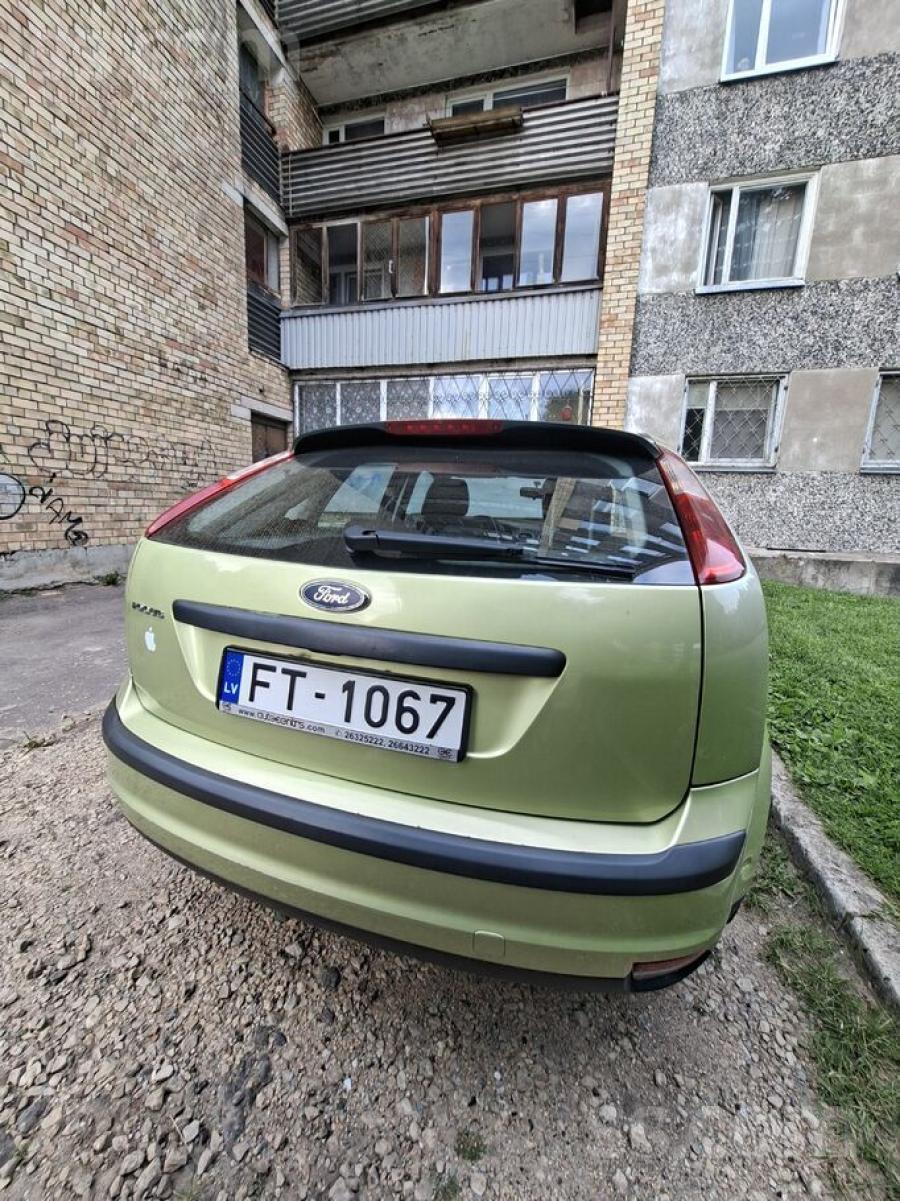 Zaļš Ford Focus 2006 Rīga, ar dzinēja tilpumu 1.60 L un nobraukumu 248 tūkst. km par 550 €, foto 3 vietnē AUTOMOTO.COM.LV