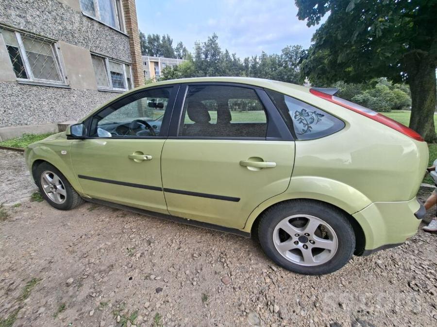 Zaļš Ford Focus 2006 Rīga, ar dzinēja tilpumu 1.60 L un nobraukumu 248 tūkst. km par 550 €, foto 6 vietnē AUTOMOTO.COM.LV