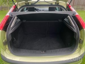 Zaļš Ford Focus 2006 Jelgava, ar dzinēja tilpumu 1.60 L un nobraukumu 253 tūkst. km par 1450 €, foto 12 vietnē AUTOMOTO.COM.LV