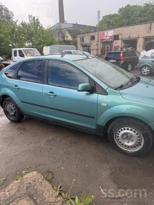 Zaļš Ford Focus 2007 Rēzekne, ar dzinēja tilpumu 1.60 L un nobraukumu 370 tūkst. km par 950 €, foto 3 vietnē AUTOMOTO.COM.LV