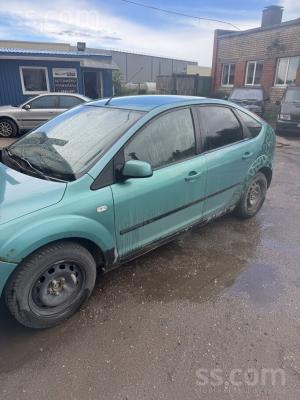 Zaļš Ford Focus 2007 Rēzekne, ar dzinēja tilpumu 1.60 L un nobraukumu 370 tūkst. km par 950 €, foto 5 vietnē AUTOMOTO.COM.LV