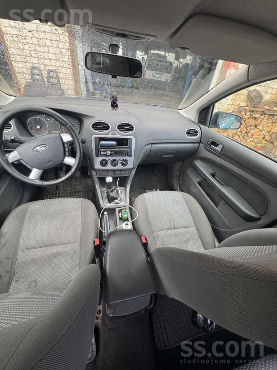 Zaļš Ford Focus 2007 Rēzekne, ar dzinēja tilpumu 1.60 L un nobraukumu 370 tūkst. km par 950 €, foto 7 vietnē AUTOMOTO.COM.LV